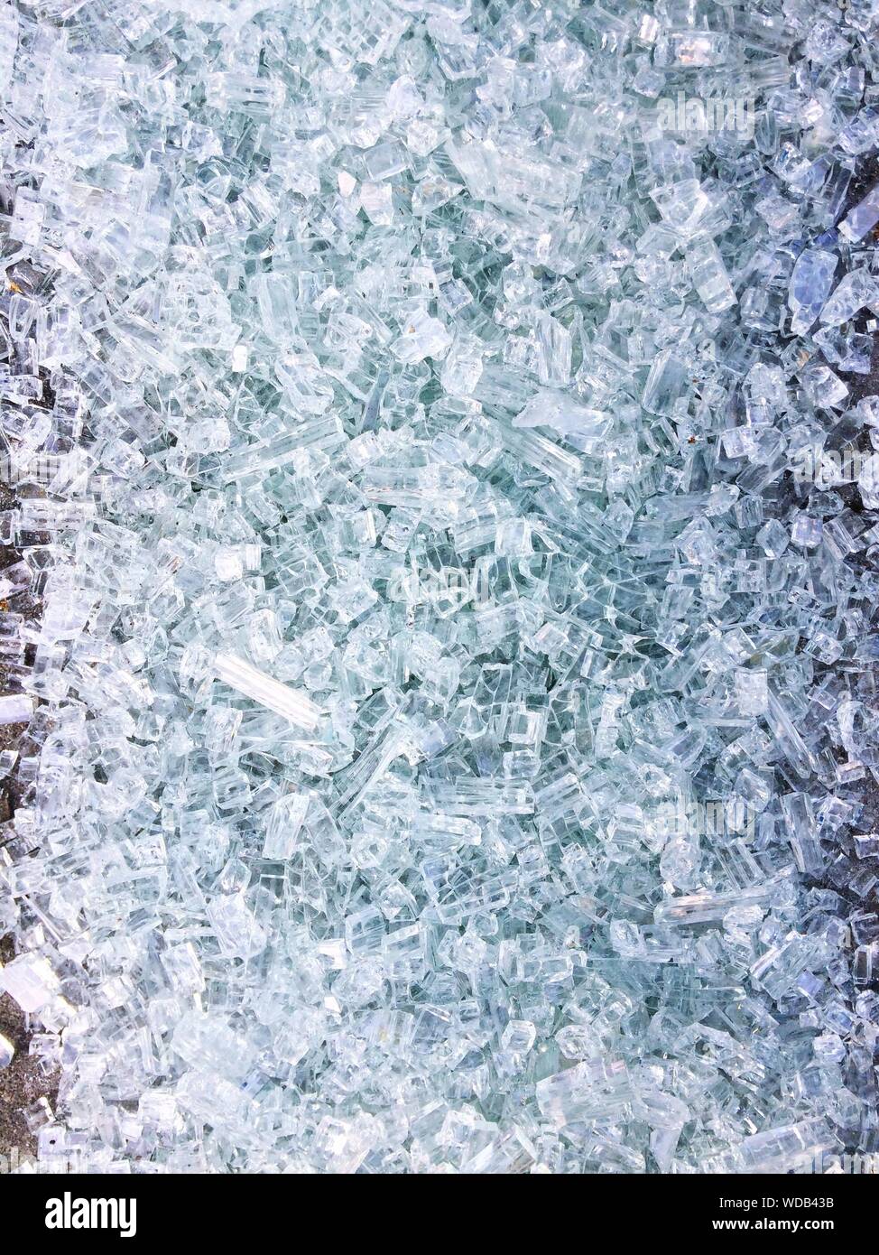 Glass particle hi-res stock photography and images - Alamy