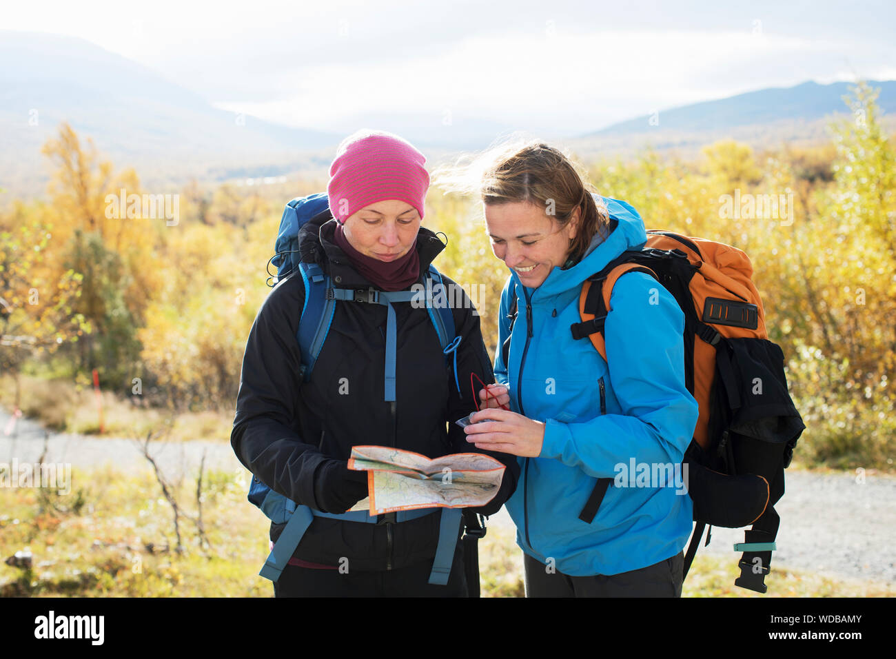 Reading map hi-res stock photography and images - Alamy