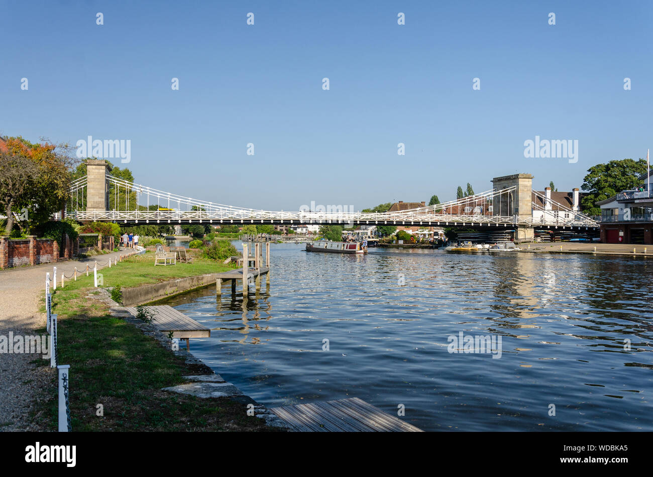 Marlow Bridge is a suspension bridge which spans the River Thames at ...