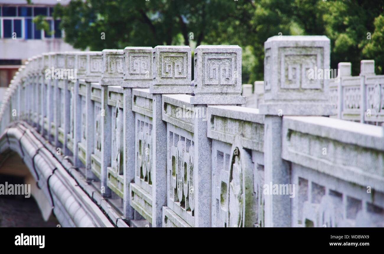 Concrete bridge railing hi-res stock photography and images - Alamy