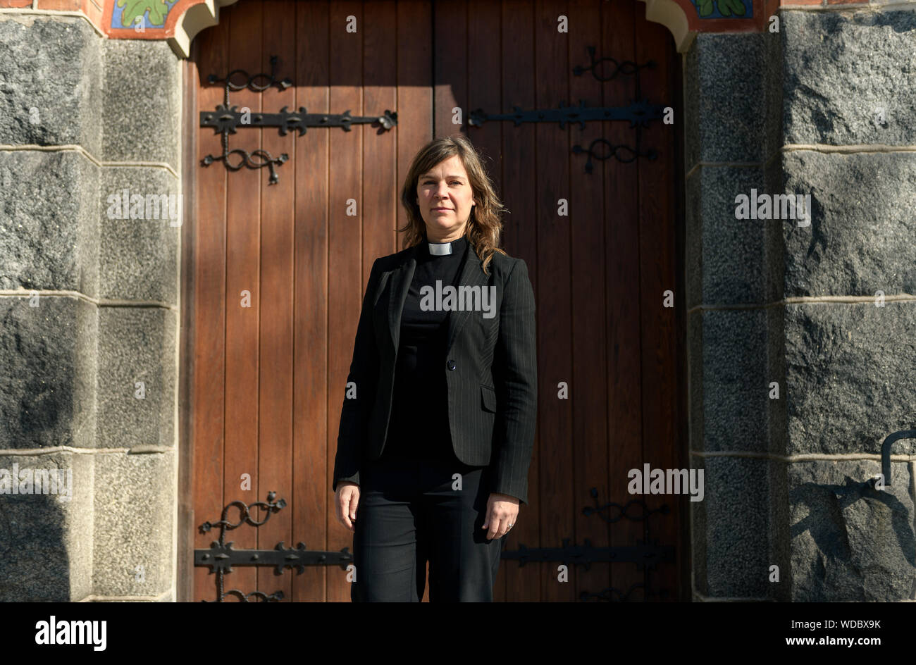 Church woman collar hi-res stock photography and images - Alamy