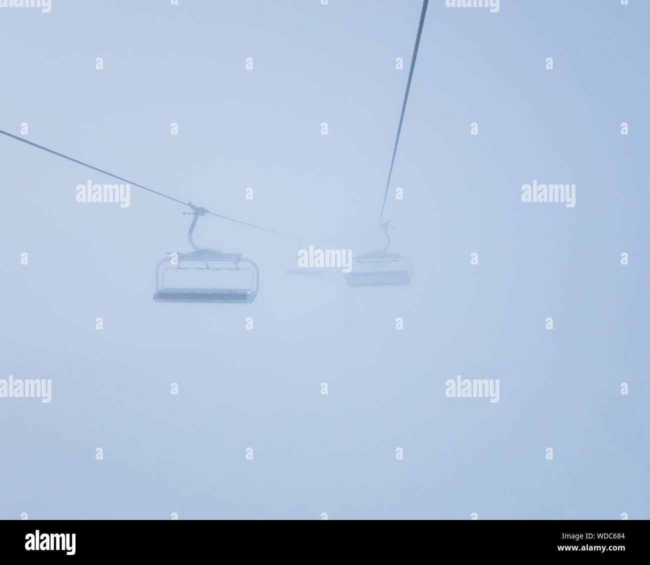 Fog lift hi-res stock photography and images - Alamy