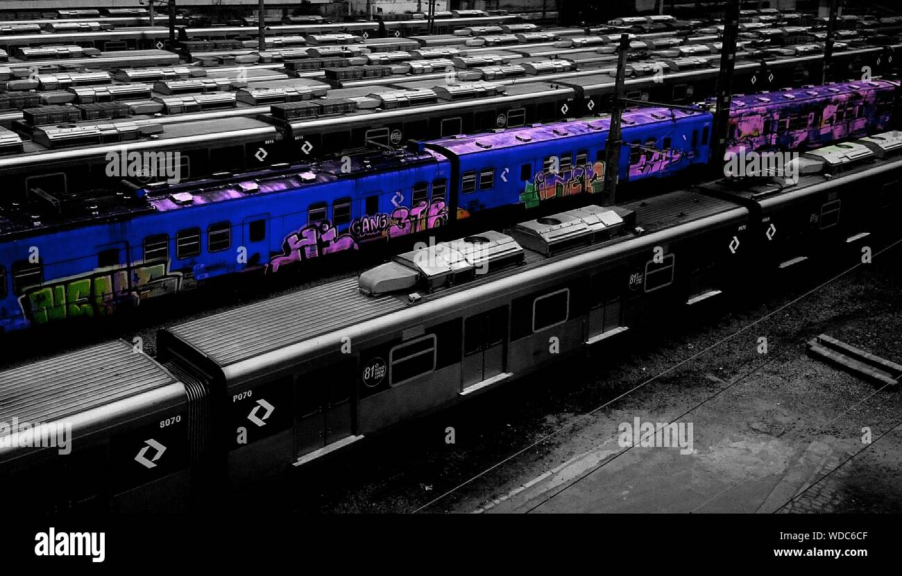 Row station hi-res stock photography and images - Alamy