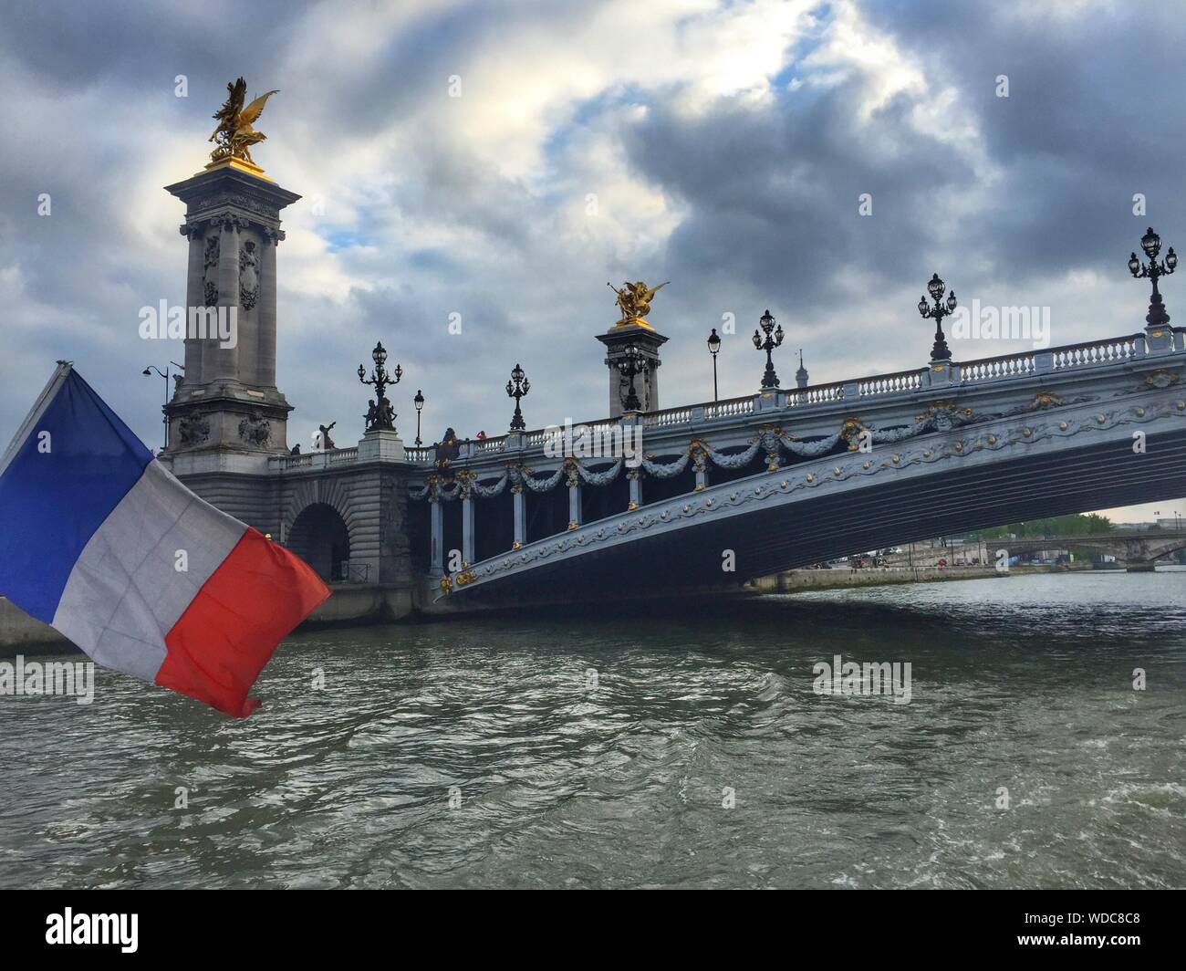 Flag bridge hi-res stock photography and images - Alamy