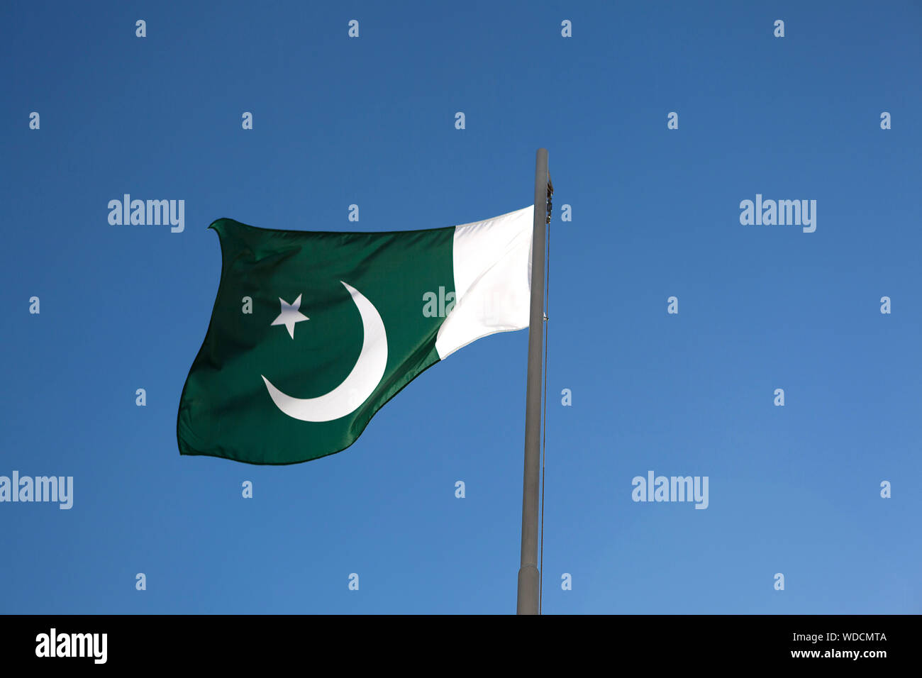 Pakistan sky hi-res stock photography and images - Alamy