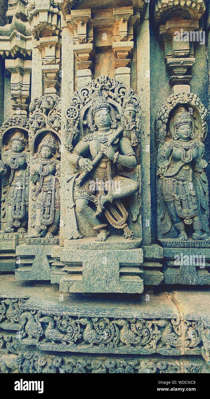 Carvings temple hi-res stock photography and images - Alamy