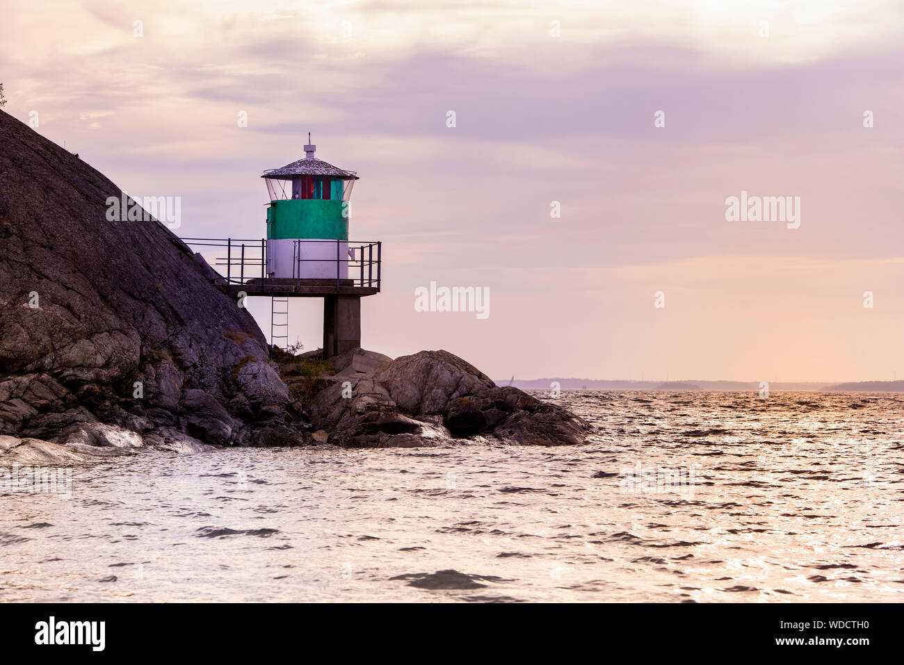 Lighthouse On Rocks Stock Photos & Lighthouse On Rocks Stock Images - Alamy