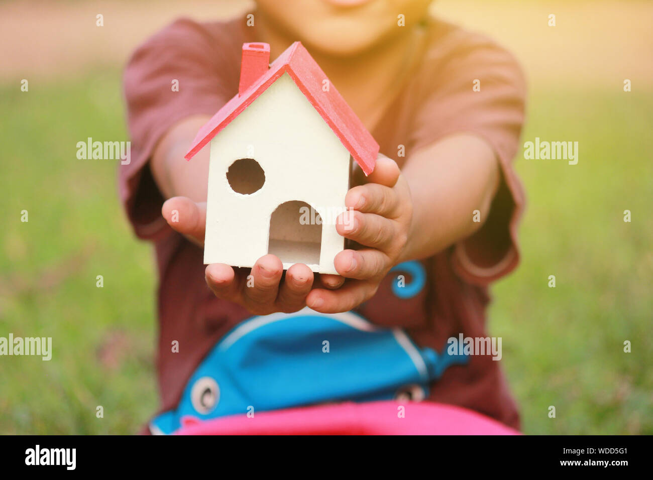 Child model house hi-res stock photography and images - Alamy