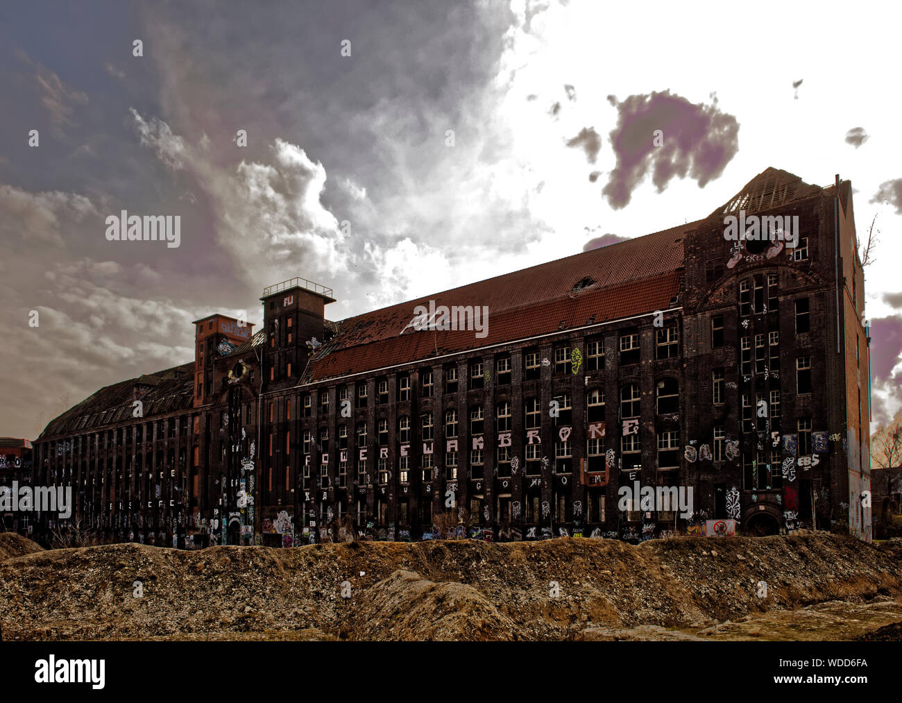 Continental Werk Limmer 2018.Lost Places Continental.Workplace.Germany ...