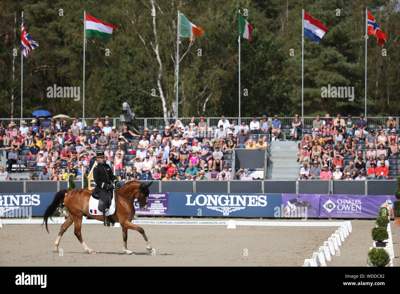 Lt col french hi-res stock photography and images - Alamy