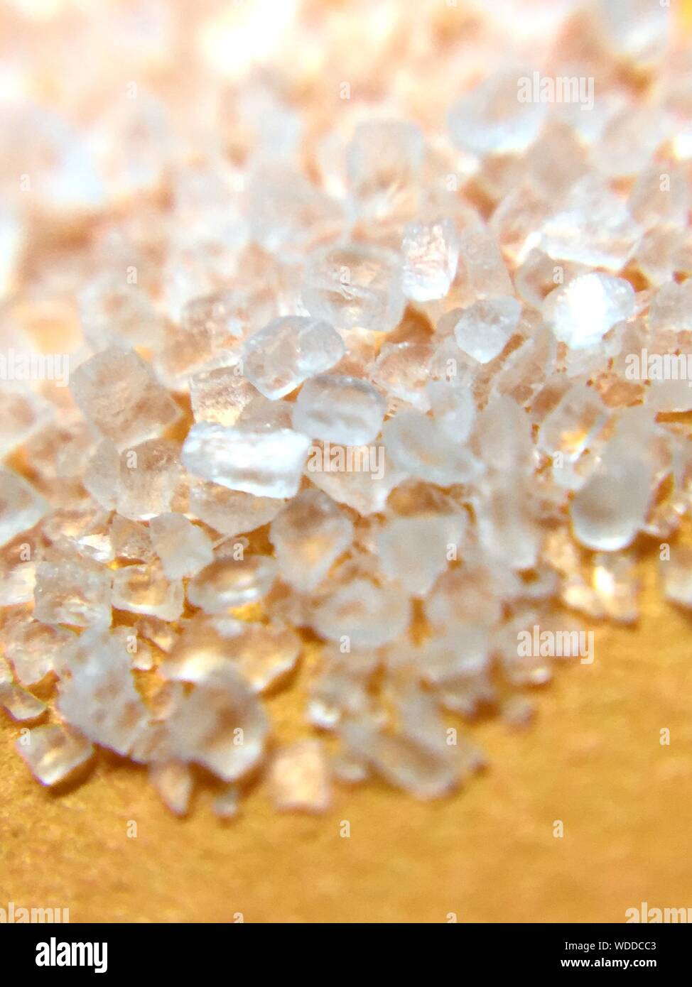 Rock salt crystals hi-res stock photography and images - Alamy