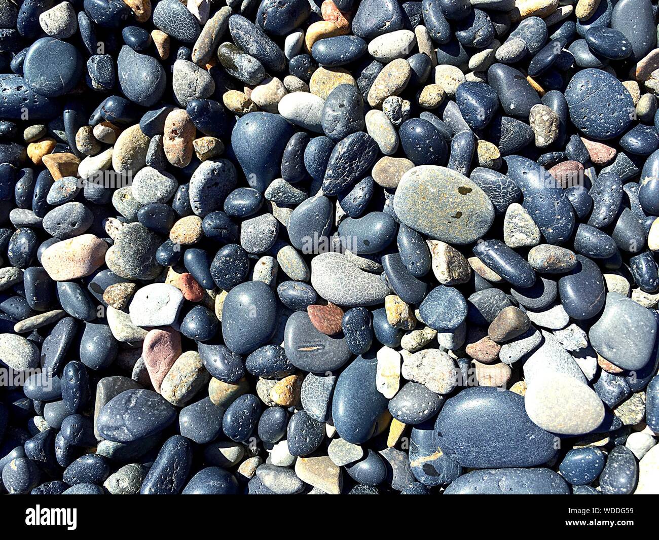 Full of stones hi-res stock photography and images - Alamy