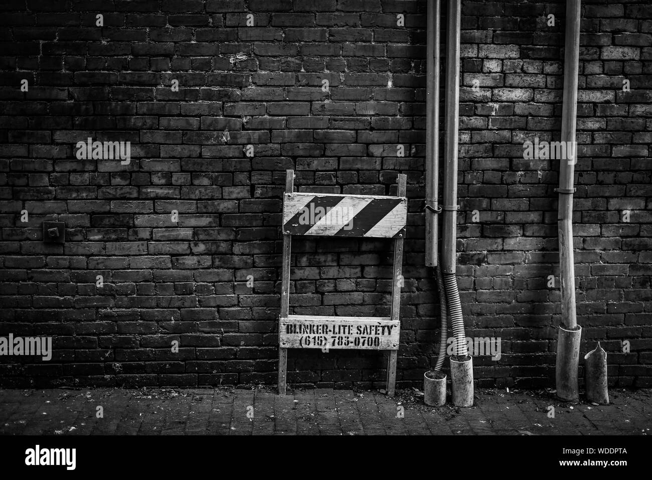 Construction site barrier hi-res stock photography and images - Alamy