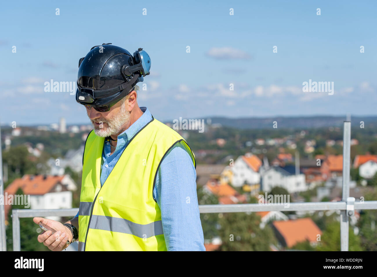 Smart worker hi-res stock photography and images - Alamy