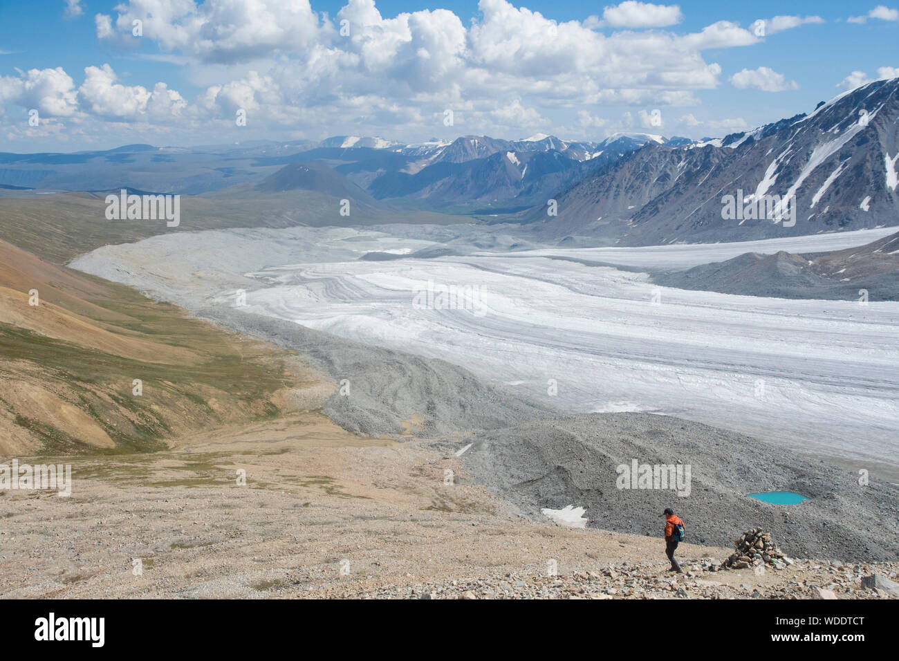 Man trekking in Altai Tavan Bogd National Park,Mongolia Stock Photo - Alamy