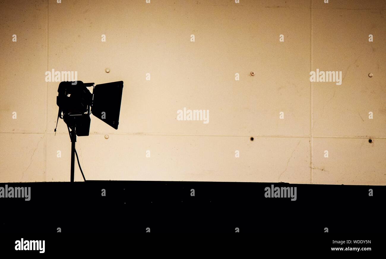 Silhouette camera hi-res stock photography and images - Alamy