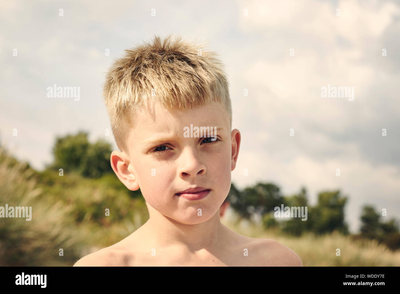 Boy outdoors hi-res stock photography and images - Alamy
