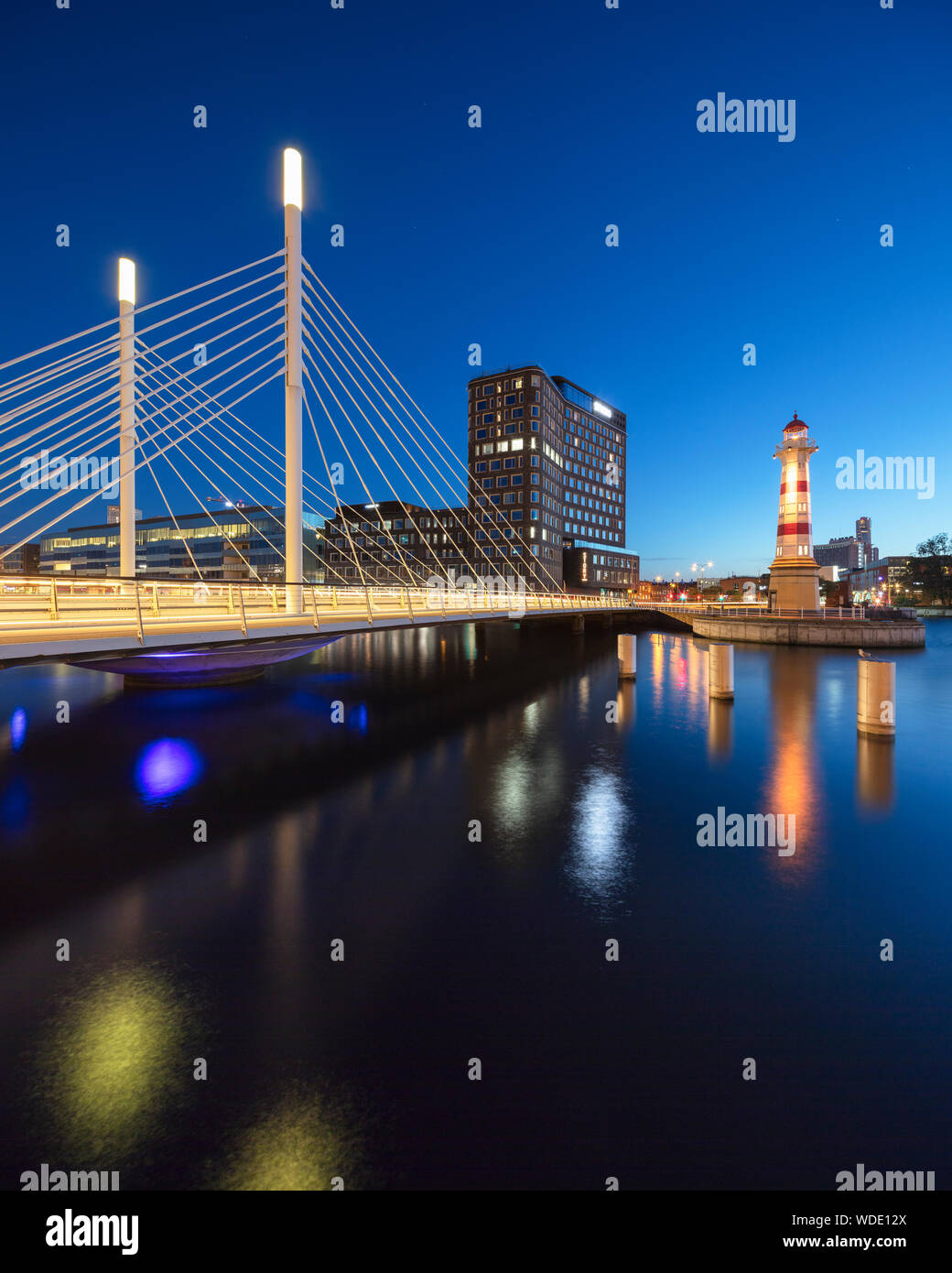 Beam bridge river hi-res stock photography and images - Alamy