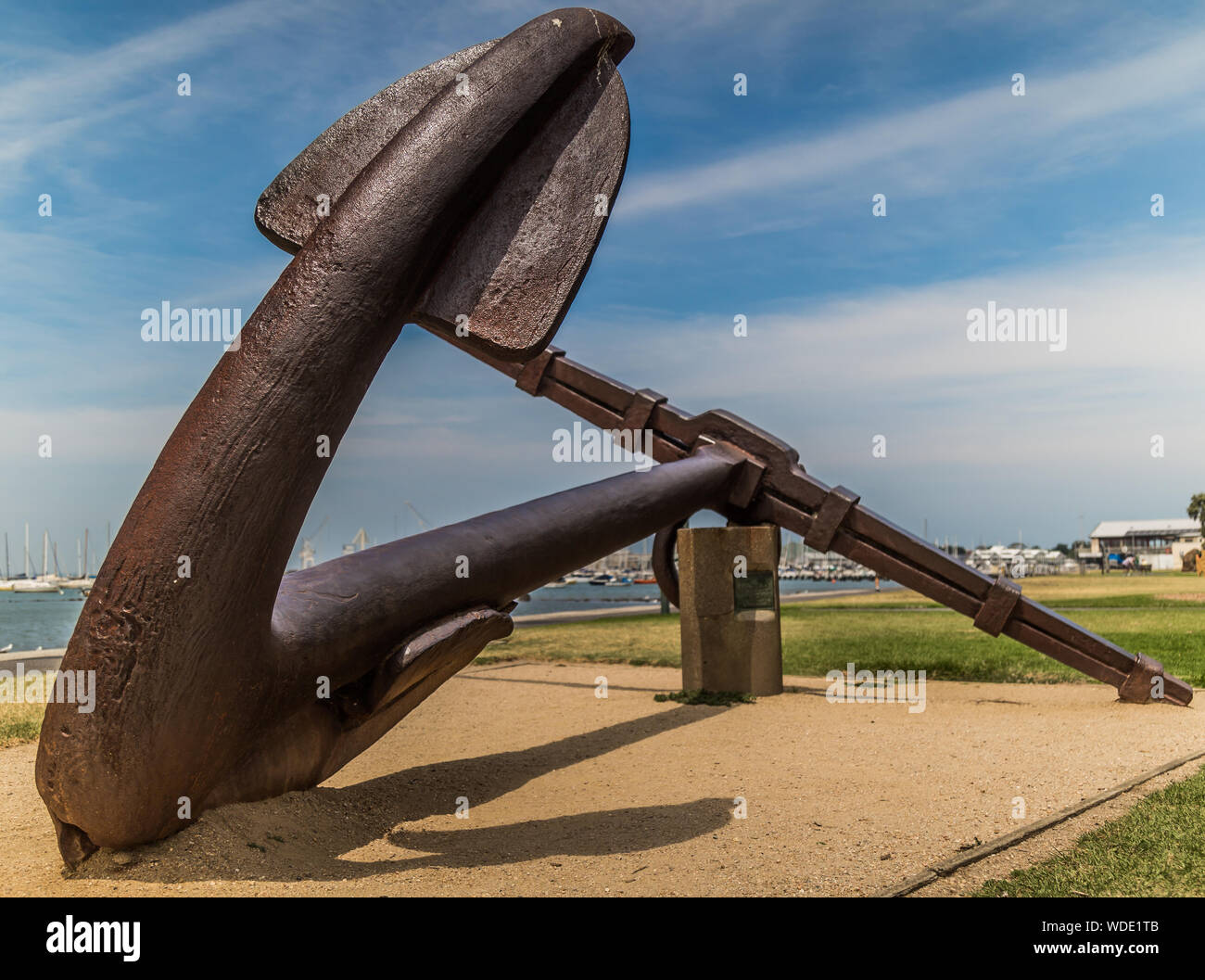 Large black anchor hi-res stock photography and images - Alamy