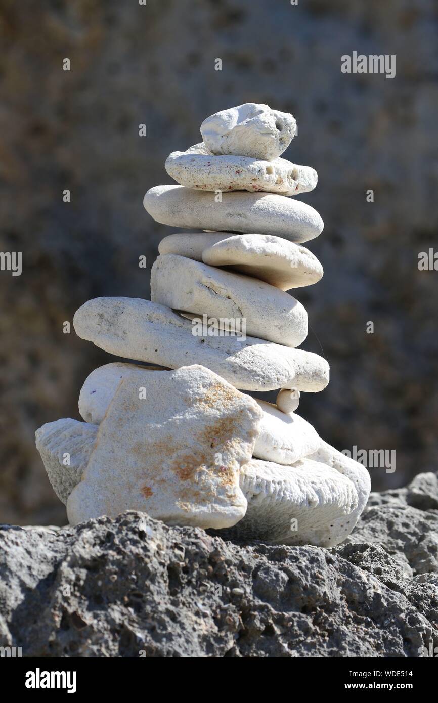 Arrangement of rocks hi-res stock photography and images - Alamy