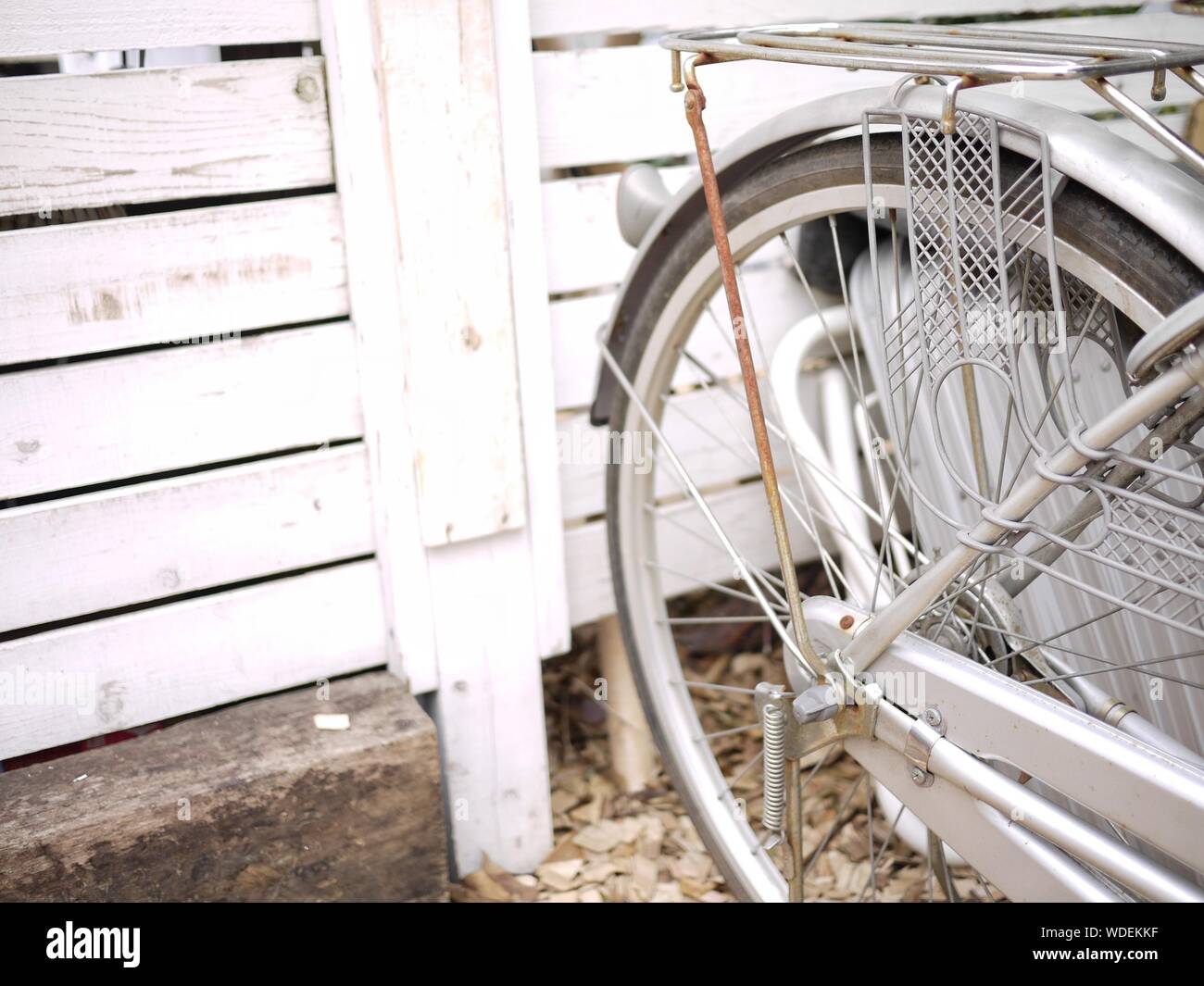 White wall wheel hi-res stock photography and images - Alamy