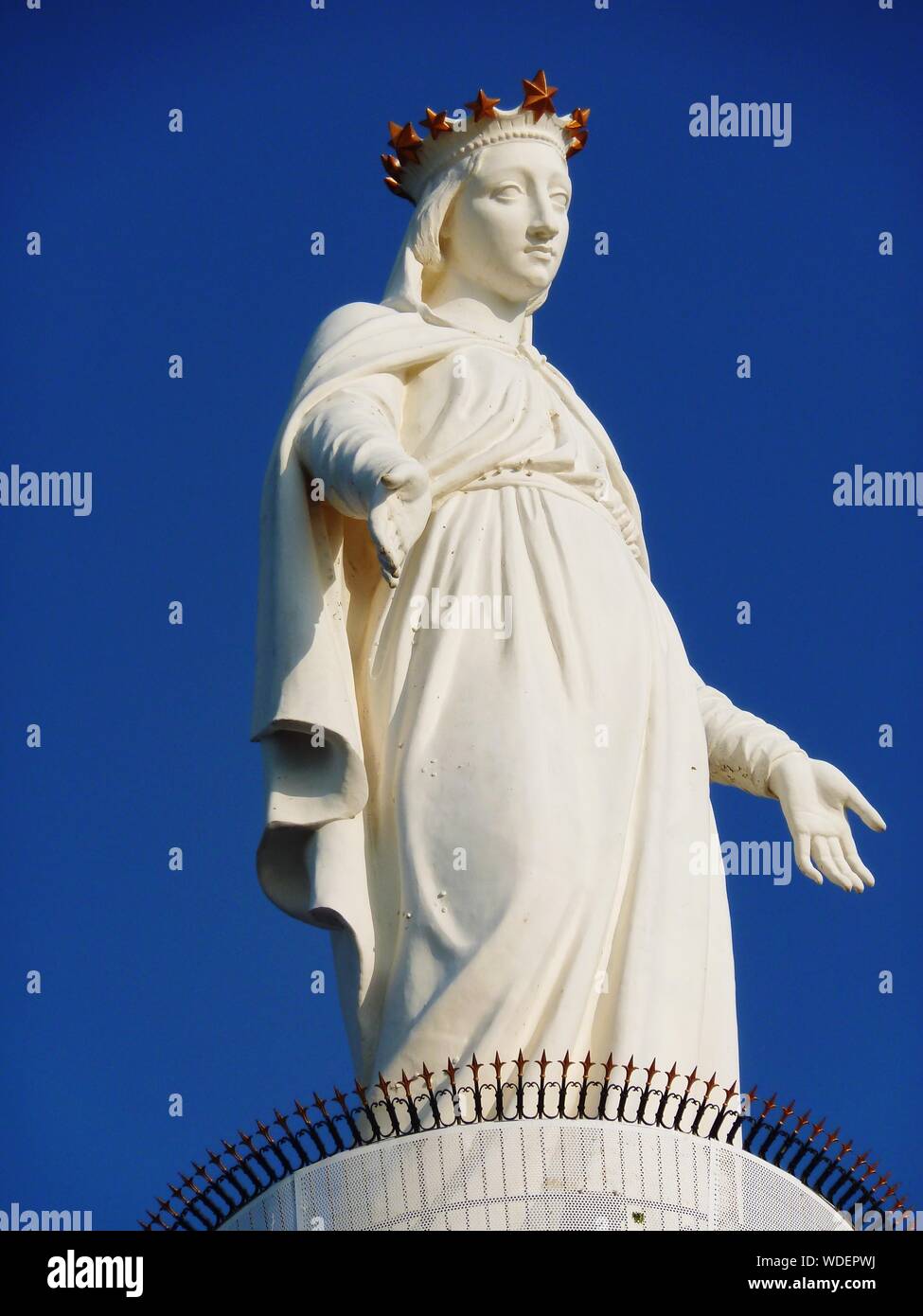Our lady of lebanon hi-res stock photography and images - Alamy