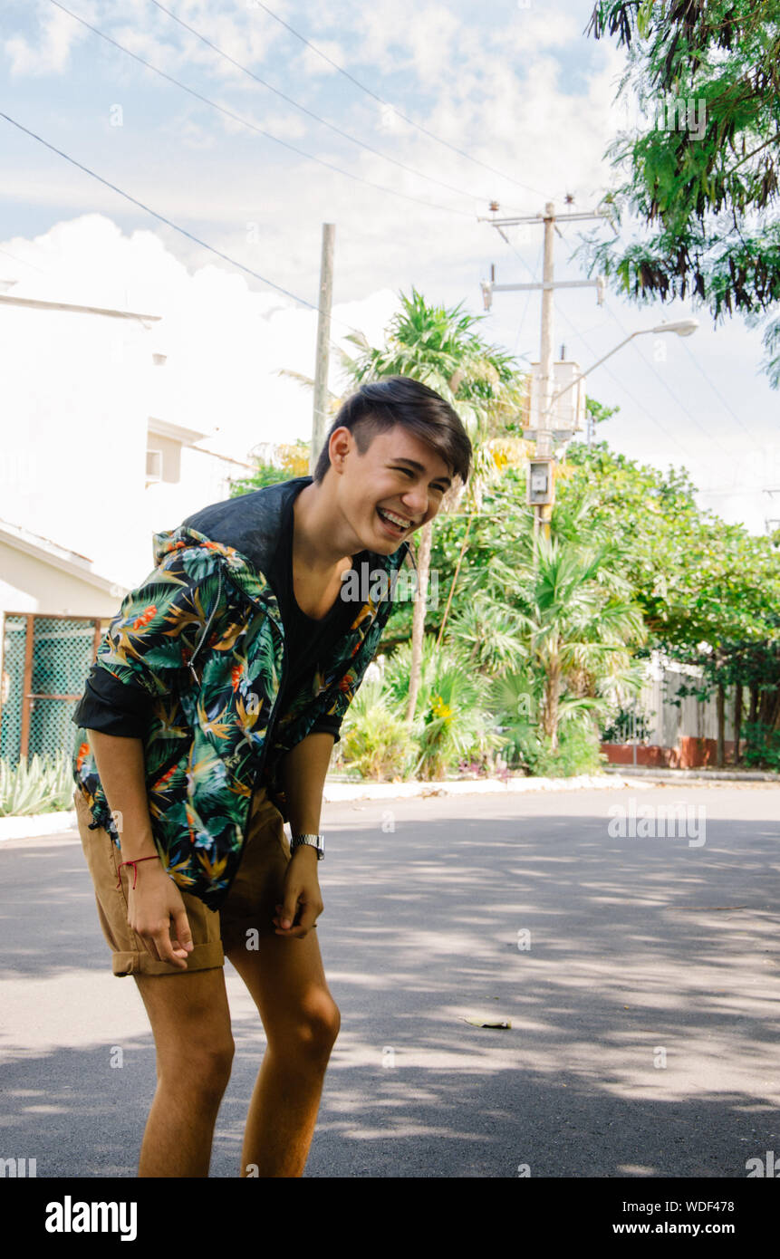 Walking and laughing hi-res stock photography and images - Alamy