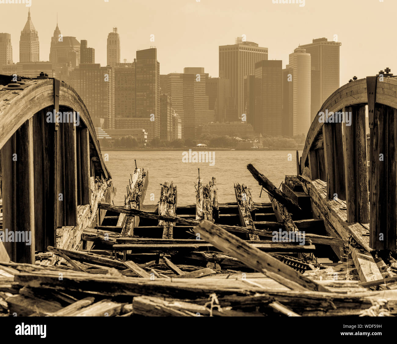 Broken bridge hi-res stock photography and images - Alamy