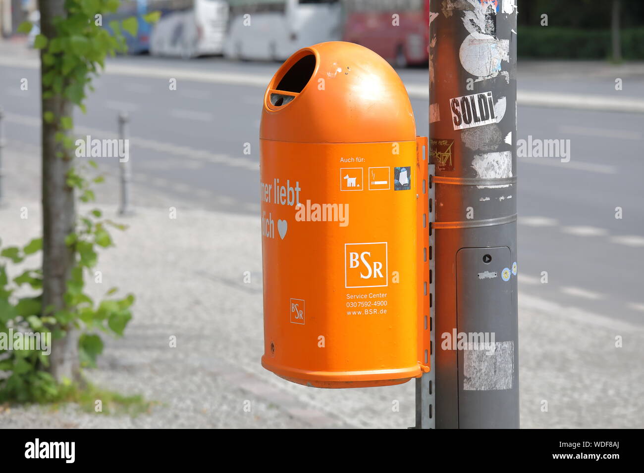Public street rubbish bin Berlin Germany Stock Photo - Alamy