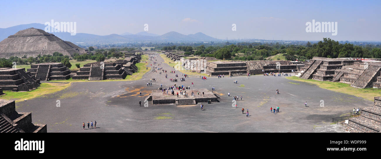 Moon pyramid hi-res stock photography and images - Alamy