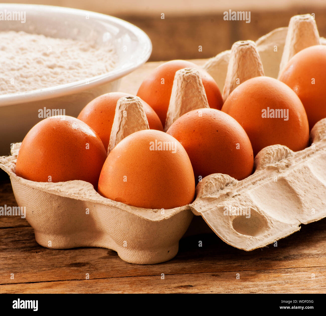 Rack egg hi-res stock photography and images - Alamy