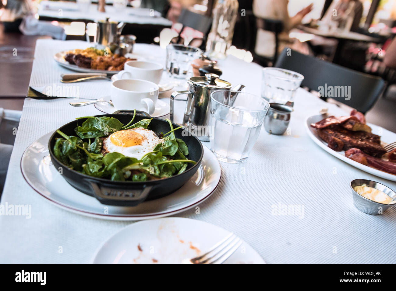 Restaurant breakfast table hi-res stock photography and images - Alamy