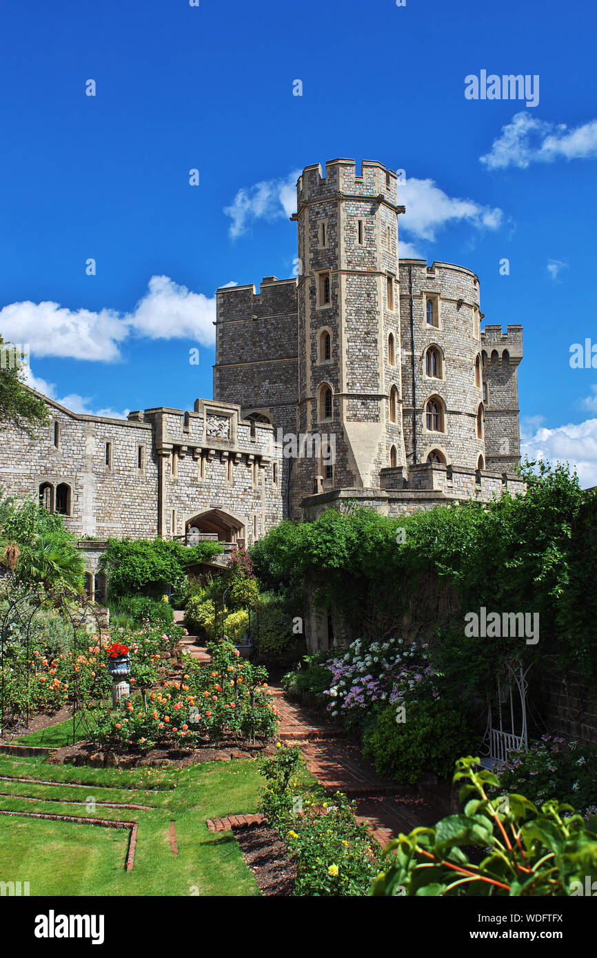 Buildings of Windsor castle in England Stock Photo - Alamy