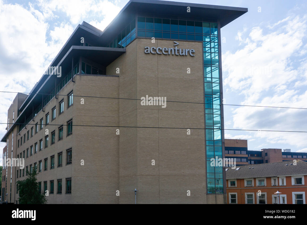 Accenture building hi-res stock photography and images - Alamy