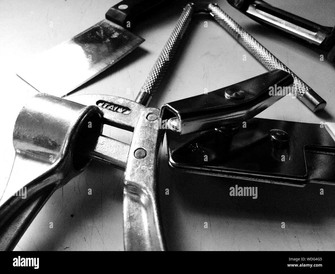 Metal tools hi-res stock photography and images - Alamy