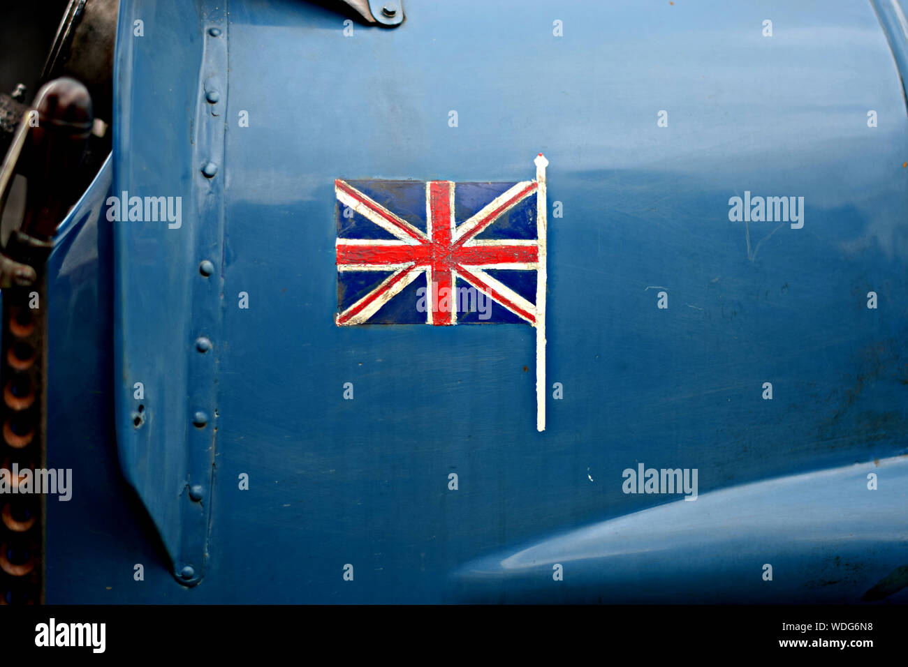 Metal flag hi-res stock photography and images - Alamy