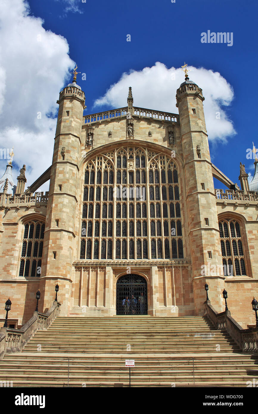 Buildings of Windsor castle in England Stock Photo - Alamy