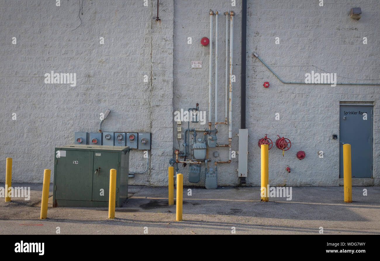 Electricity bollard hi-res stock photography and images - Alamy