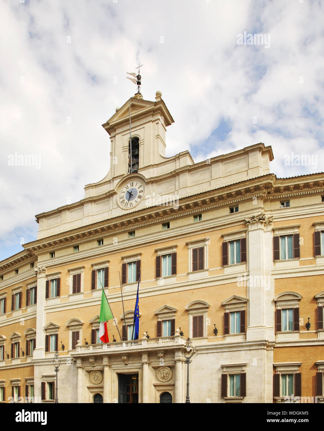 Palazzo montecitorio in rome hi-res stock photography and images - Alamy