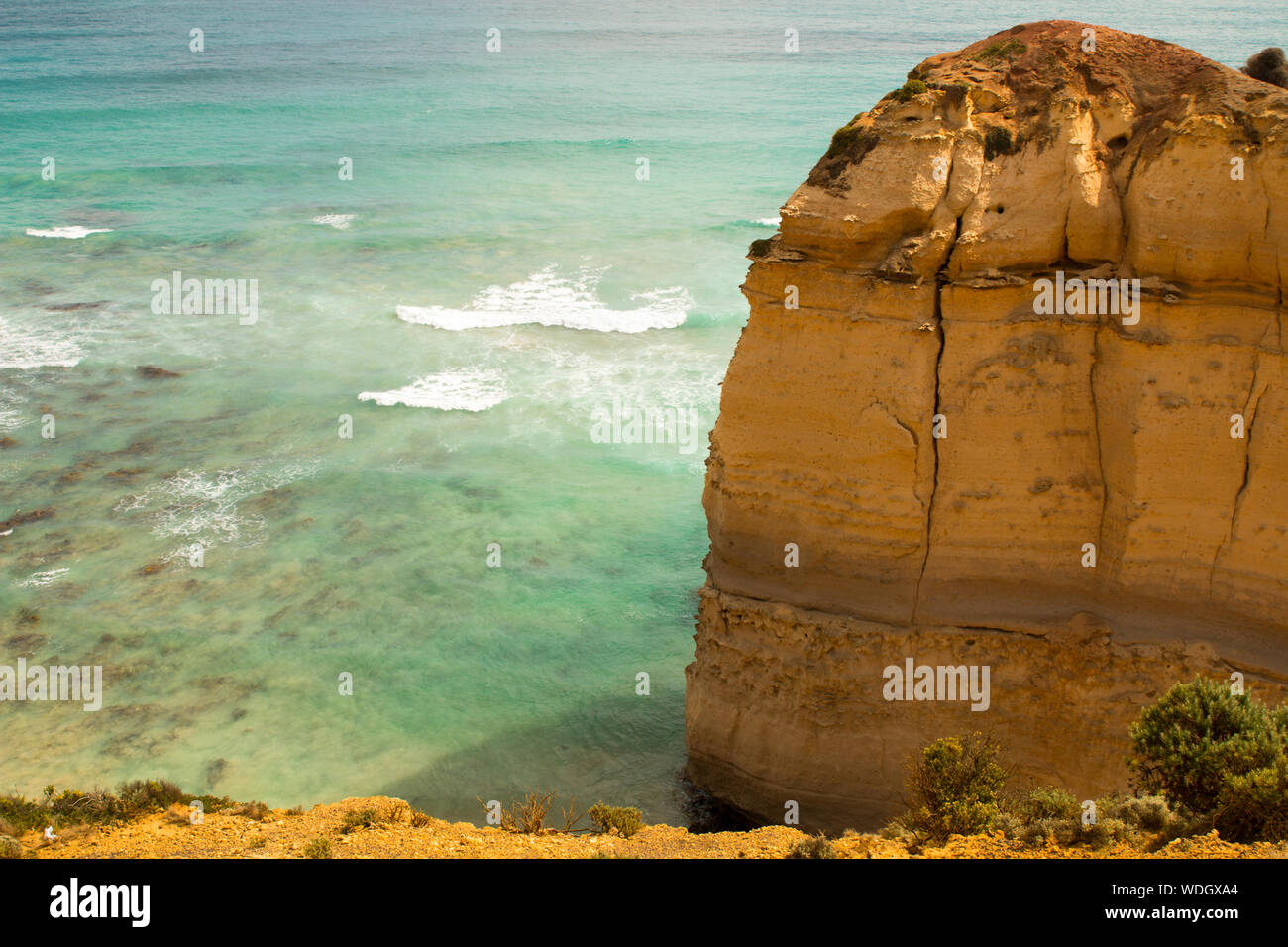 Sedimentary rock formation by sea hi-res stock photography and images ...