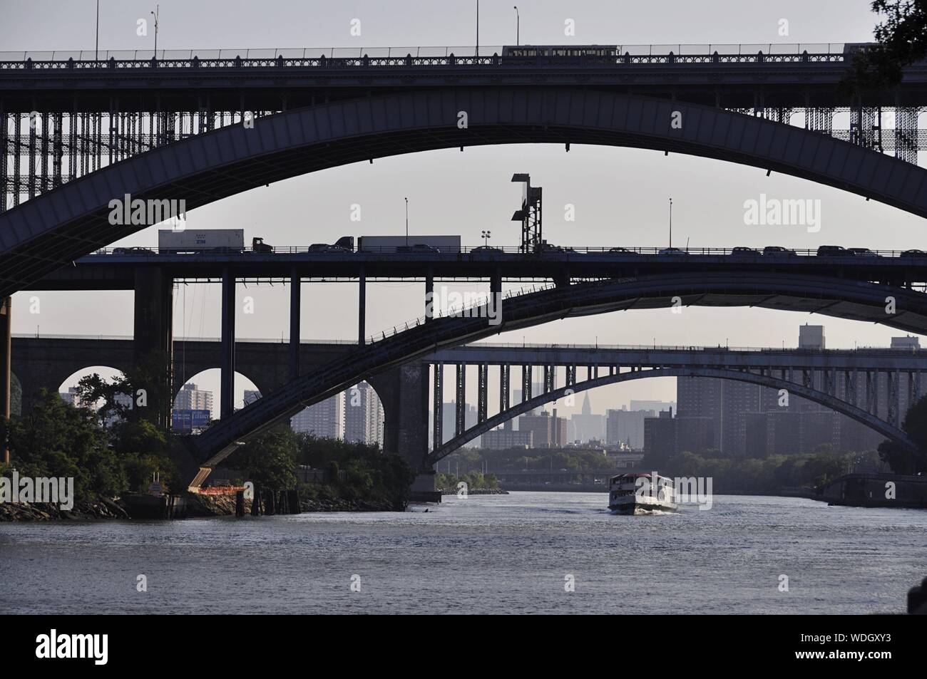 Arch bridges hi-res stock photography and images - Alamy