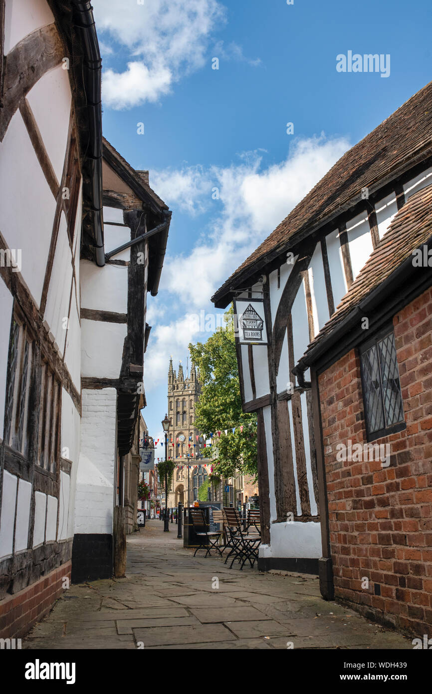 Black and white timber framed tudor building hi-res stock photography ...