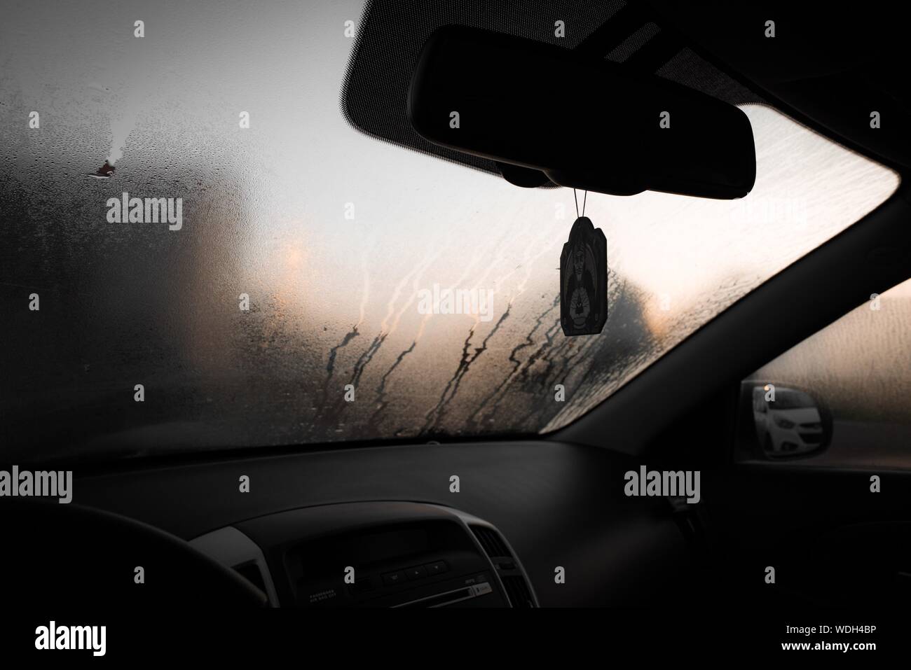 Frosted vehicle hi-res stock photography and images - Alamy