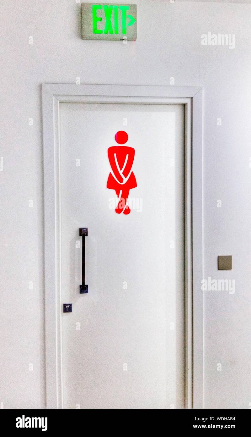 Sign Over Door Stock Photos & Sign Over Door Stock Images - Alamy