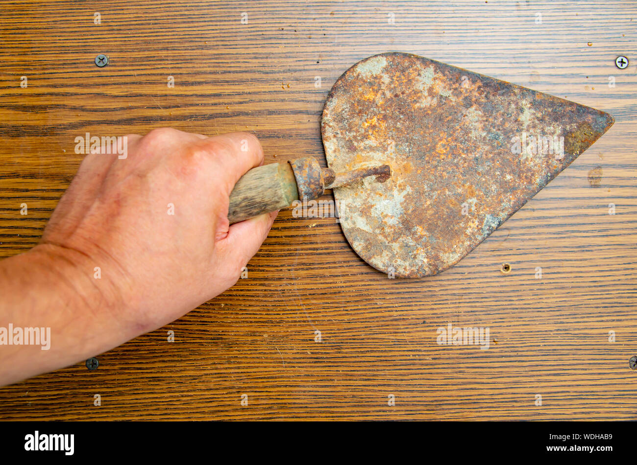 Old builders trowel hi-res stock photography and images - Alamy