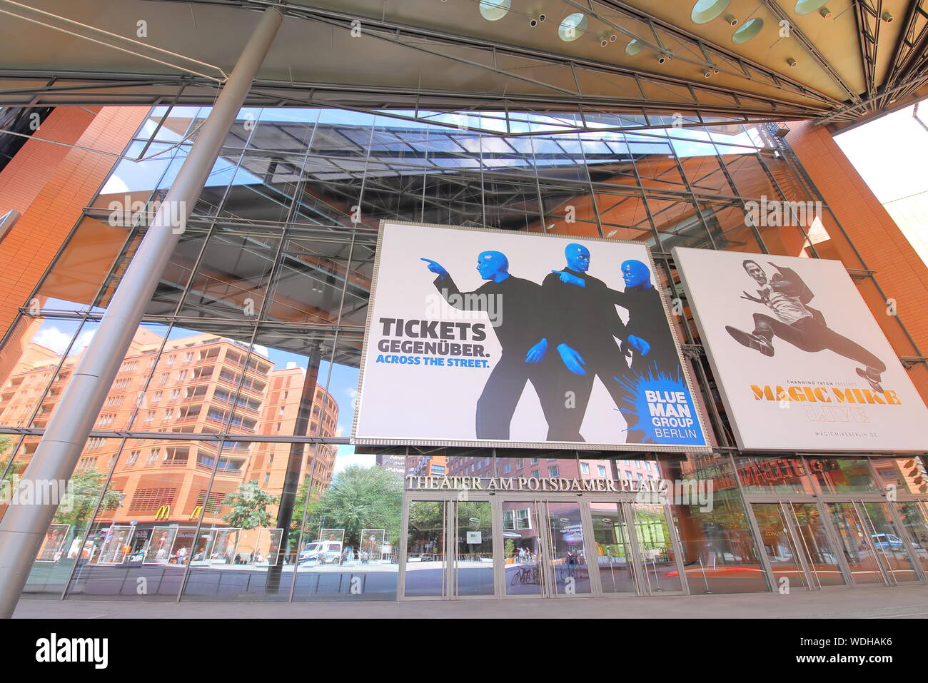 Berlin musical theater hi-res stock photography and images - Alamy