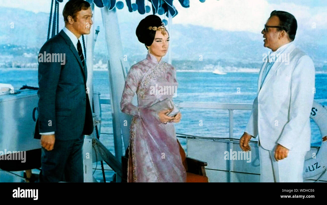 Gambit (1966) shirley maclaine hi-res stock photography and images - Alamy