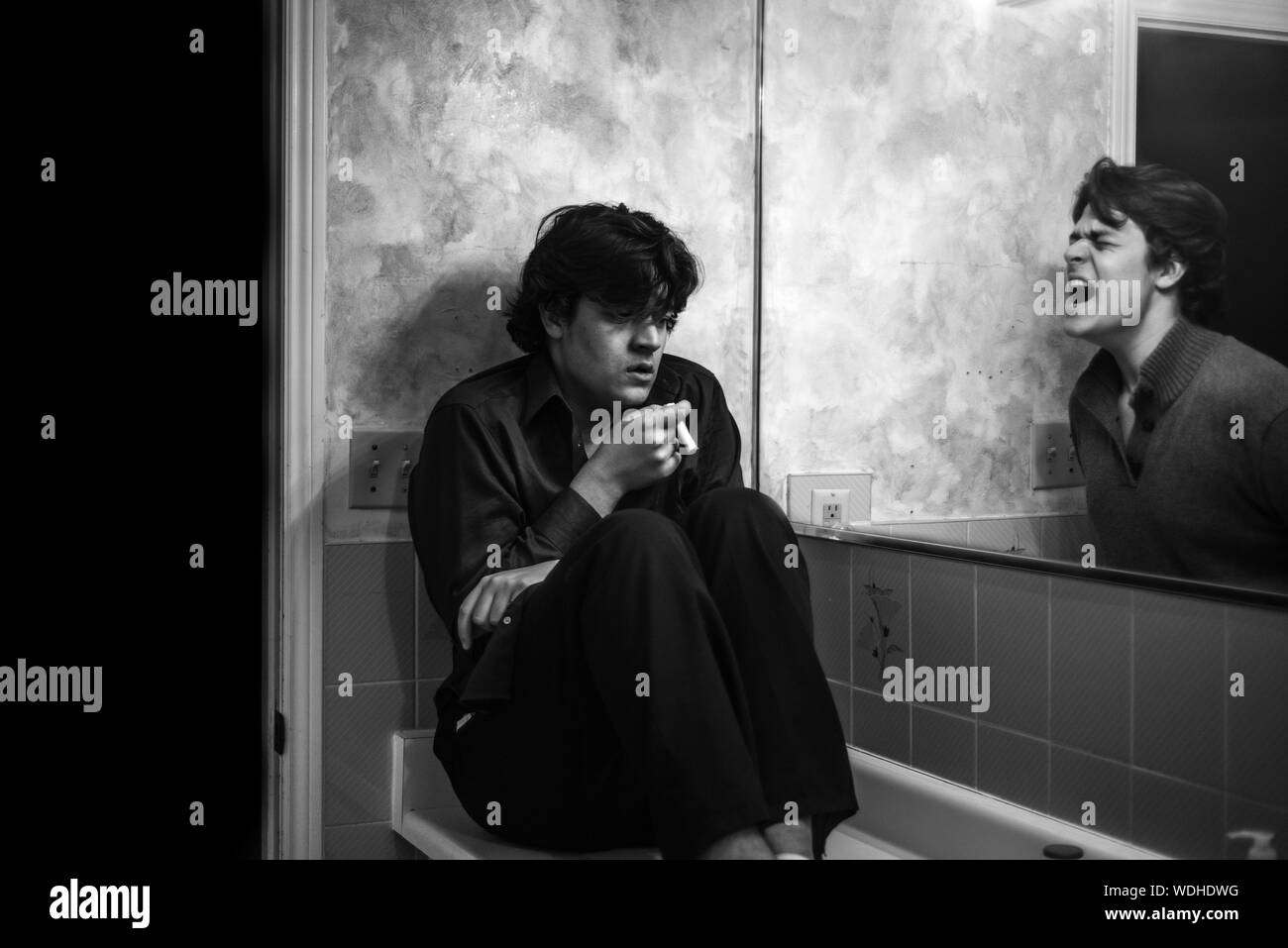 Man shouting bathroom hi-res stock photography and images - Alamy