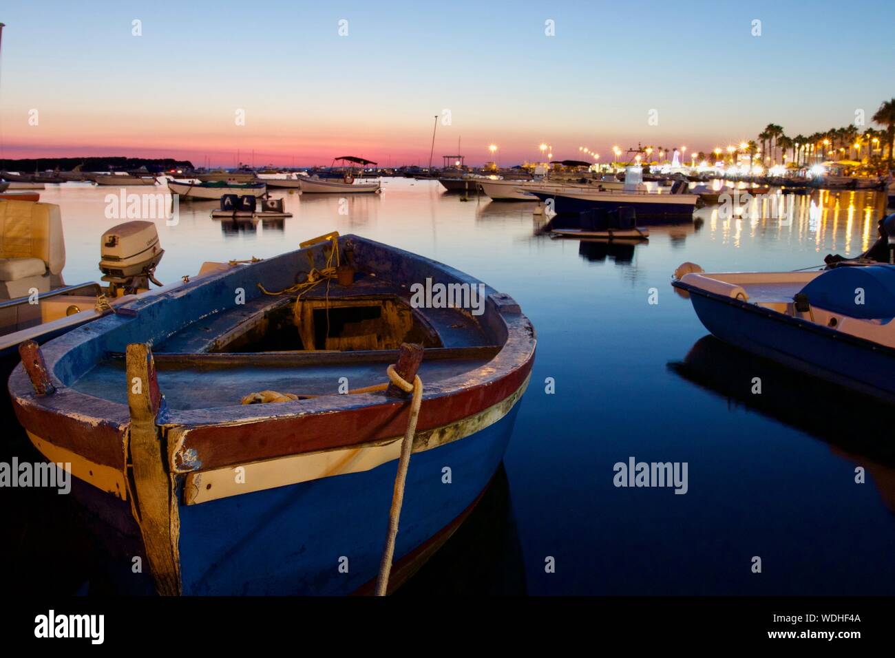Italian seafront hi-res stock photography and images - Alamy