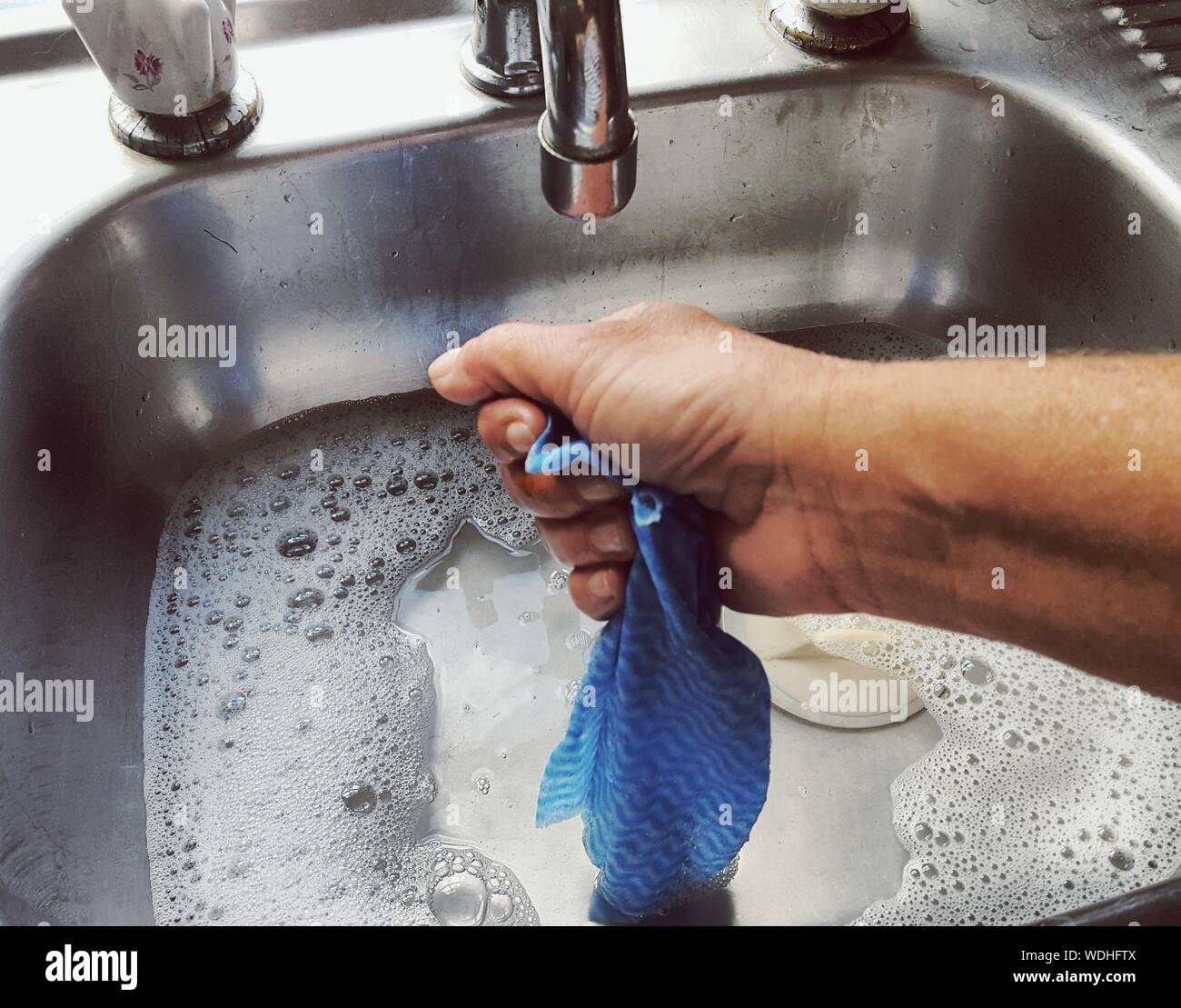 Washing fabric hi-res stock photography and images - Alamy